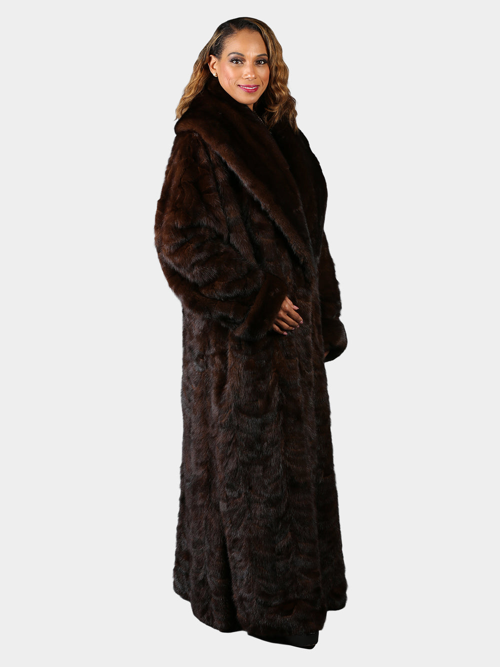 Estate and Pre-Owned Furs - Estate Furs